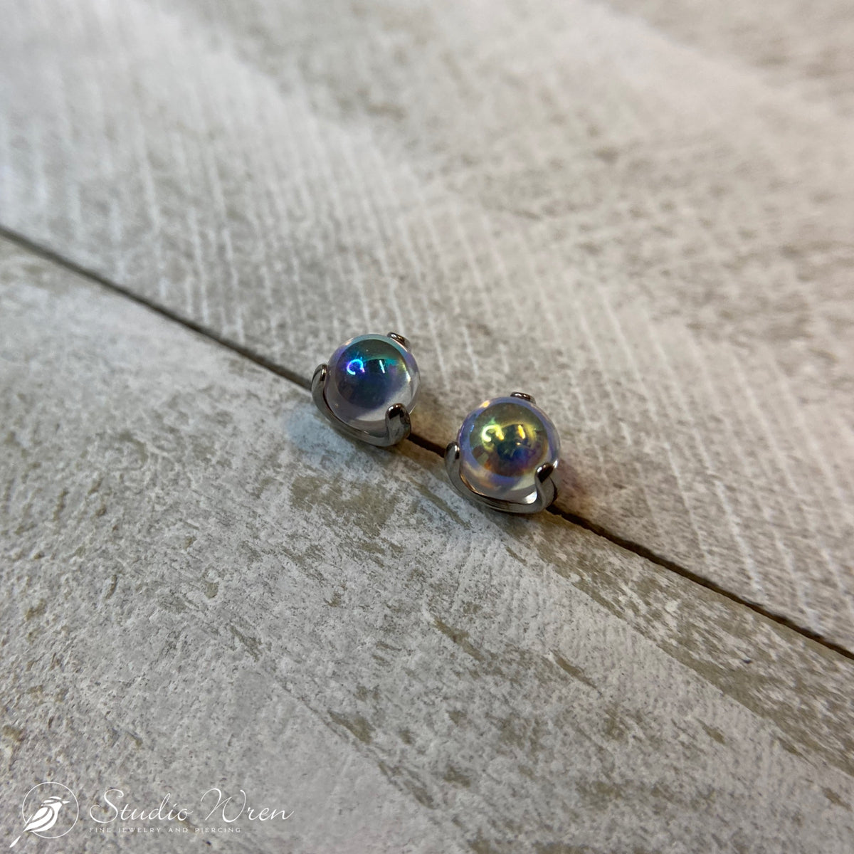 Aurora Borealis Glass Round Claw Set Top – Studio Wren